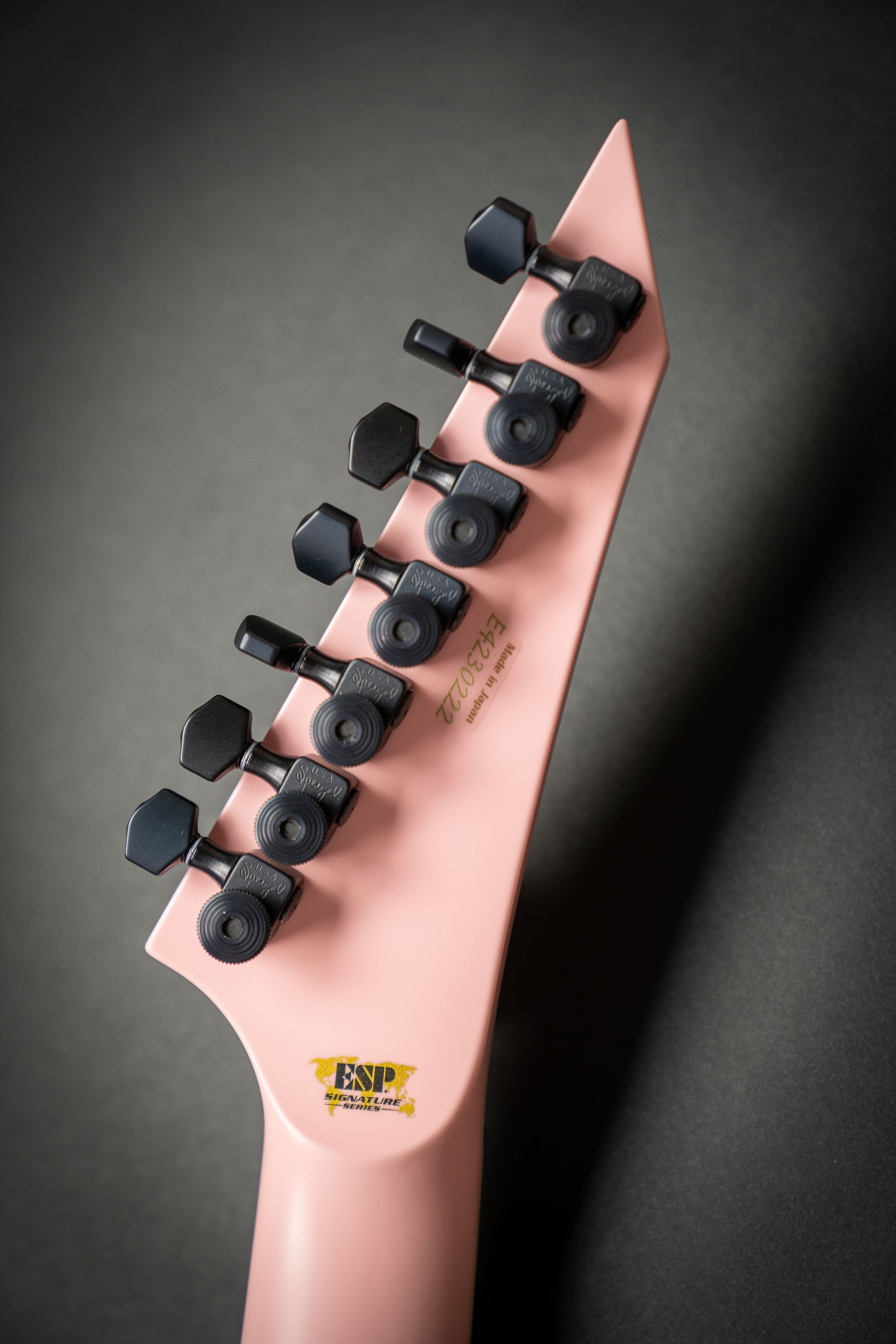 ESP Custom Shop STEF-B7 Pink Satin (E4230222) – Guitars Rebellion