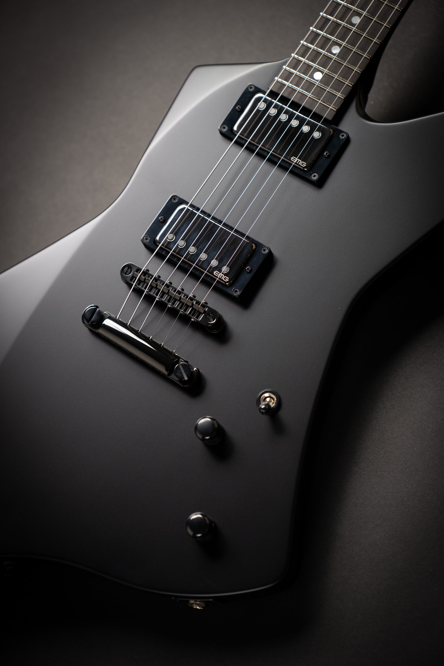 ESP Custom Shop Snakebyte Black Satin (E0530222) – Guitars Rebellion