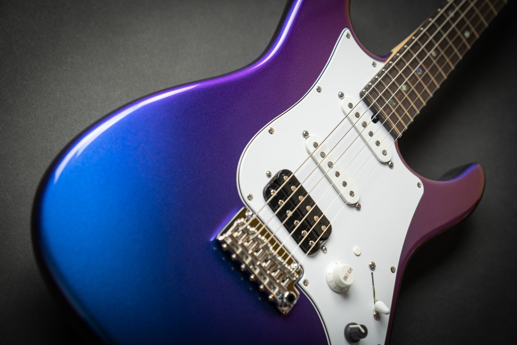 James Tyler Japan Studio Elite HD Color Shifting (J22085) – Guitars ...