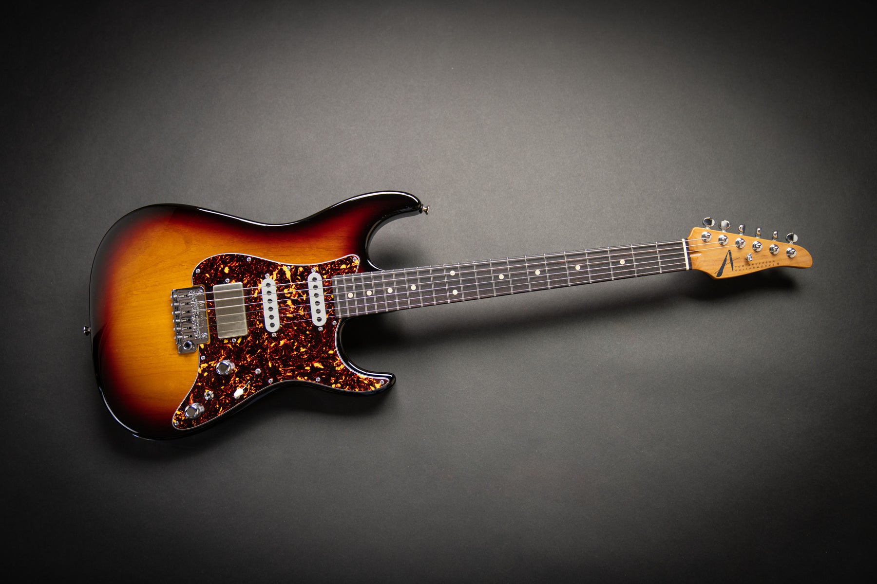 Tom Anderson The Classic 3 Color Burst (113022P) – Guitars Rebellion