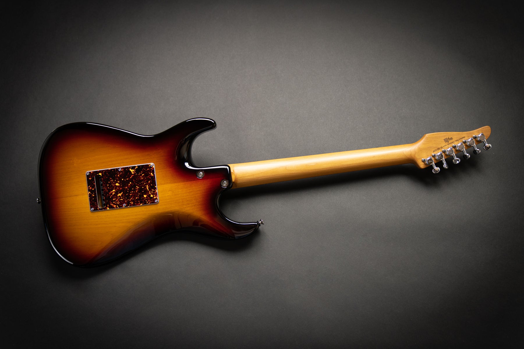 Tom Anderson The Classic 3 Color Burst (113022P) – Guitars Rebellion