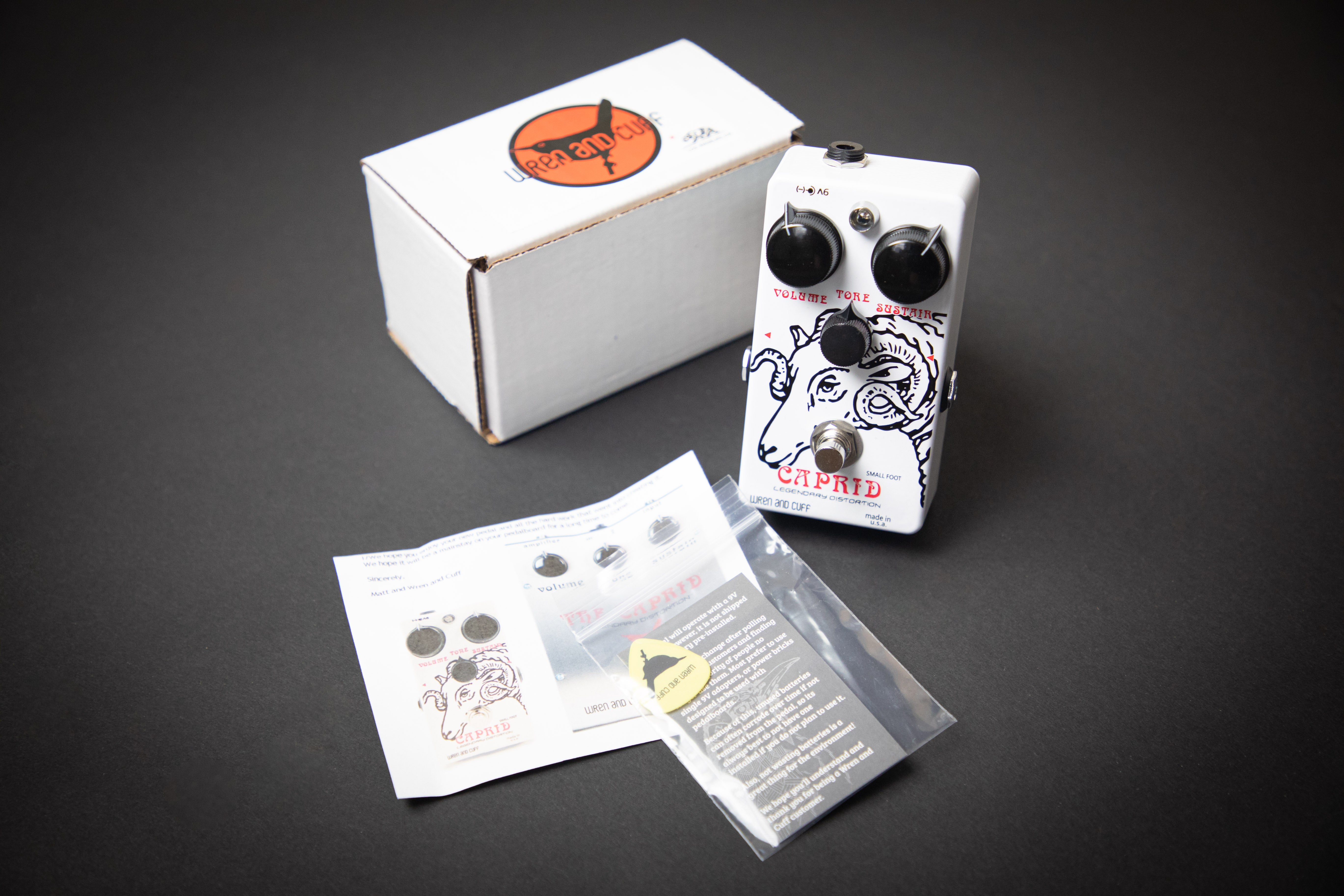 Wren and Cuff Caprid Small Foot – Guitars Rebellion Wren and Cuff Caprid Small Foot – Guitars Rebellion